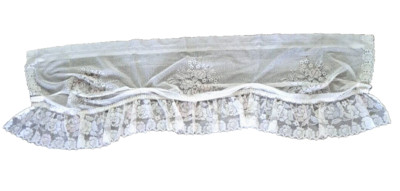Vintage Lace Window Valance White Pink Blue Roses Gathered Ruffled Trim ...