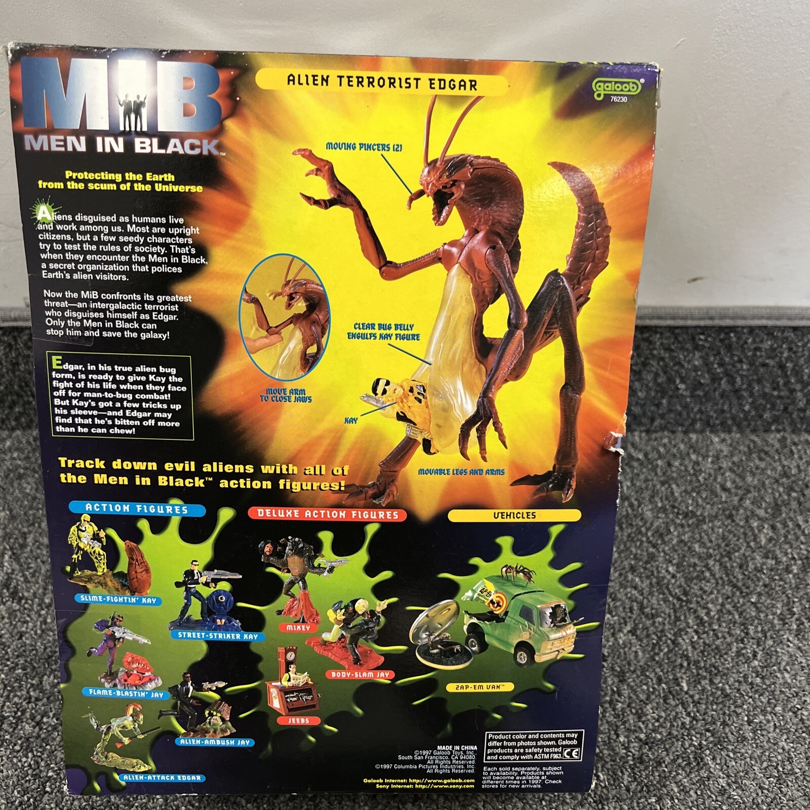 Men in Black MIB Alien Terrorist Edgar Action Figure 1997 Galoob 10in ...