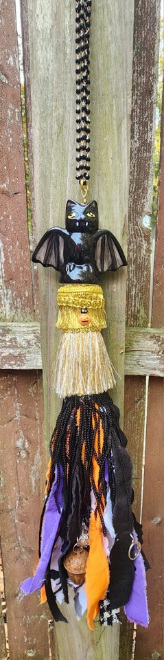 New Big Halloween Tassel. Bat W/ Beads Jewels And Trim. 15
