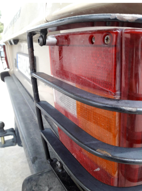 RANGE ROVER CLASSIC ALUMINUM MOUNTING HARDWARE KIT FOR REAR LAMP GUARDS ...