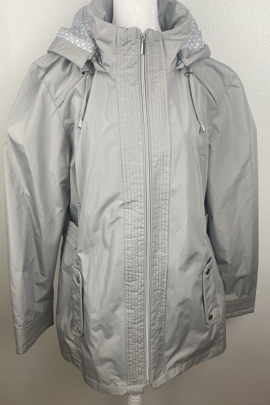 INTL Details Women's Shiny Silver/Grey Jacket w/ zip … - Gem