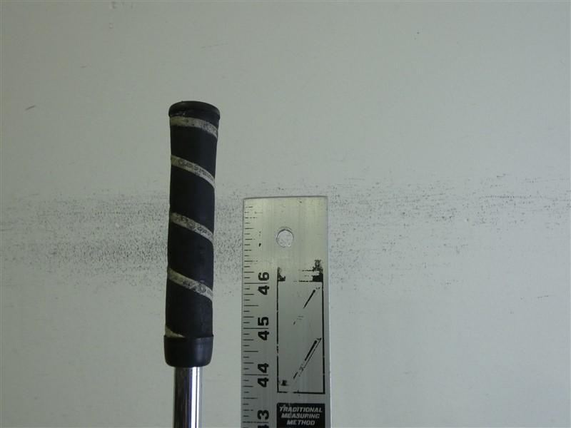 Odyssey White Hot Long Center Shaft 50" Putter w Tri-Hot Headcover ...