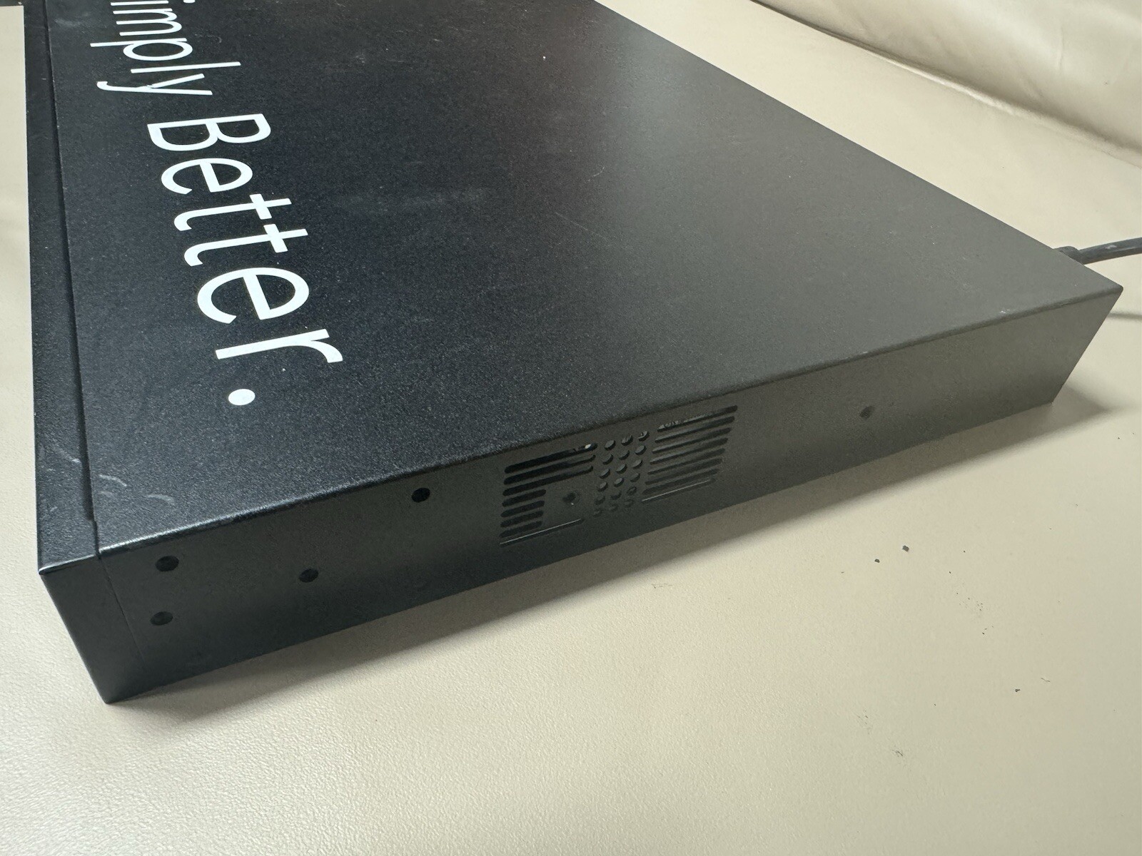 Ruckus SmartZone 100 SZ100 P01-S124-US00 AP Management Controller for ...