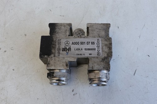 Mercedes Benz ML63 AMG 2007 W164 Transmission Cooler Thermostat ...
