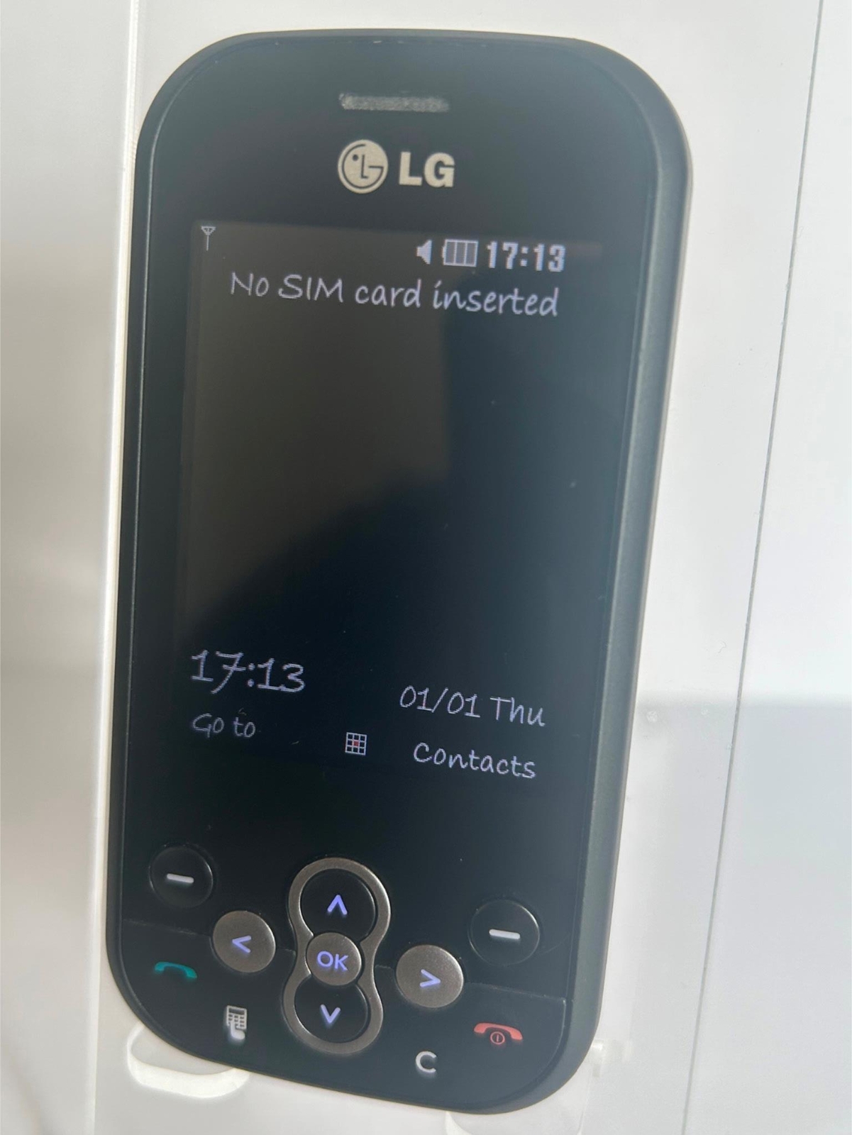 LG KS360 Titanium & Blue/Black Silver/White Pink (Unlocked) Mobile ...