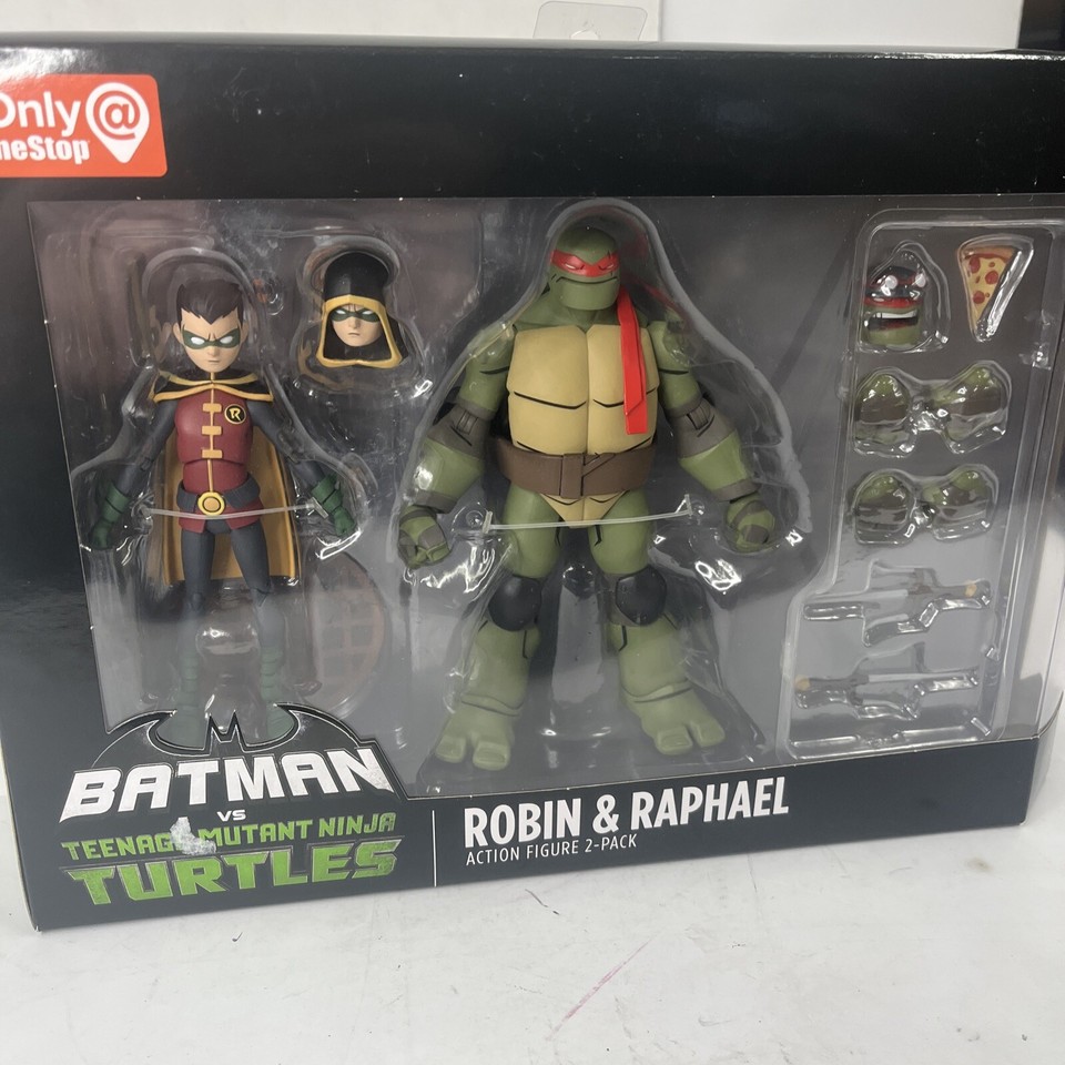 Batman VS TMNT Robin Vs Raphael GameStop DC Collectibles BRAND NEW ...