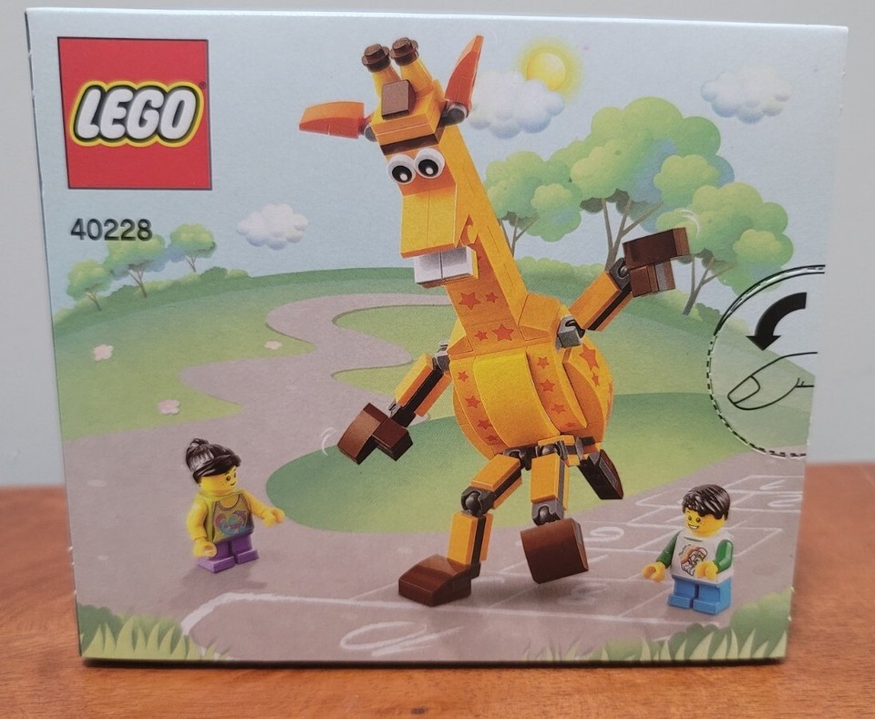 Lego 40228 LEGO Geoffrey & Friends Toys R Us Exclusive Giraffe 133 Pcs ...
