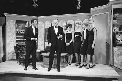 Dean Martin, Frank Sinatra, The Golddiggers on Dean Martin Show 1960s ...
