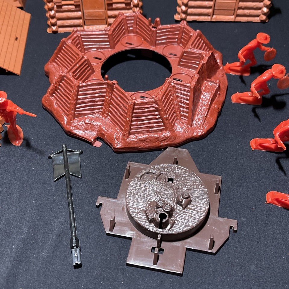 MPC PLAYSET RECAST 54mm CABIN BATTERY G ARTILLERY AND CHERI-LEA ROYAL ...