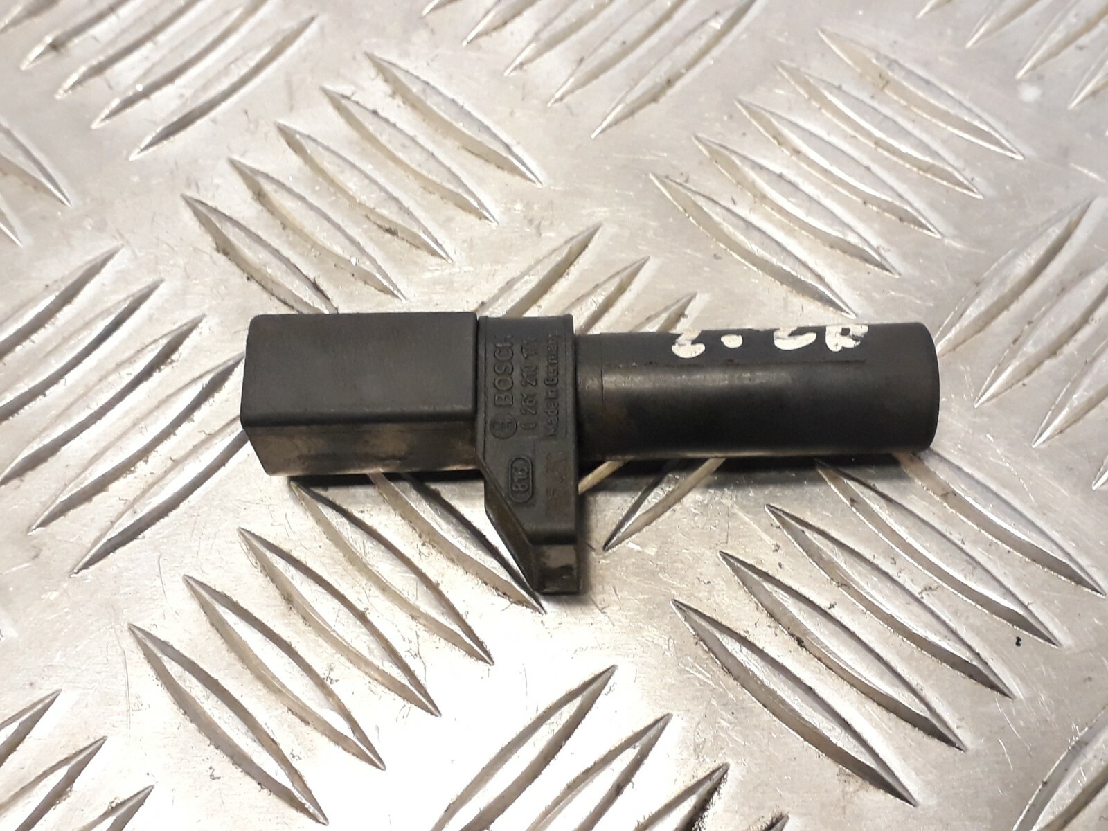 D7 Mercedes Benz Crankshaft Pulse Sensor 0031532728 A0031532728 | eBay