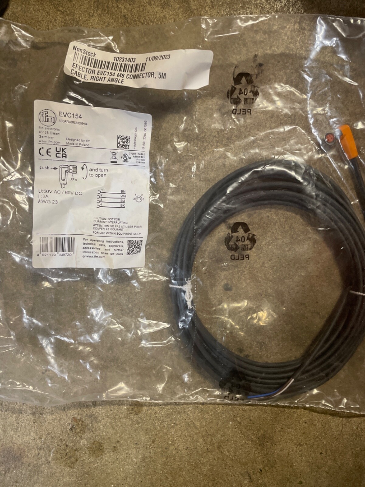 IFM EVC151 Cable Right Angle | eBay