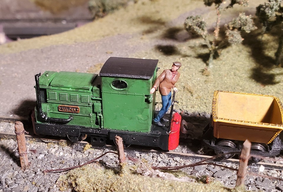 OO9/009 Ruston & Hornsby 44/48 Vulcan Diesel Narrow Gauge Locomotive ...
