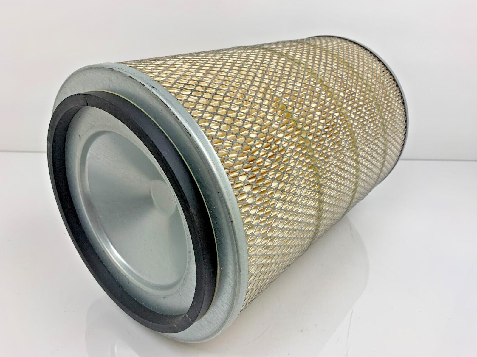 TAKEUCHI 1911506052 - Air filter cross reference