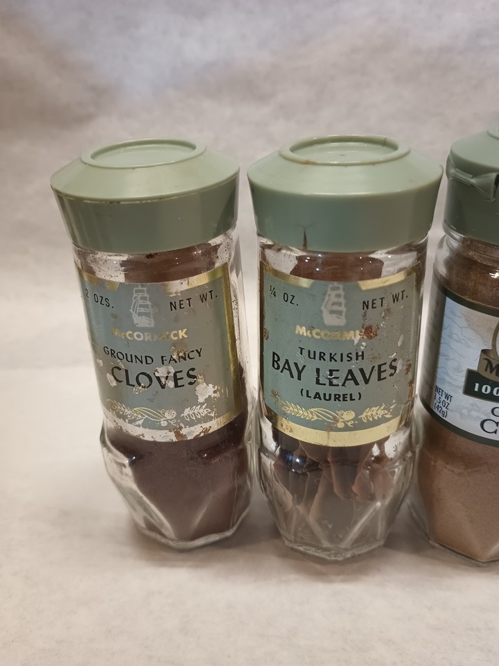 McCormick Spice Jars Green Lid Kitchen 9 Bottle Lot | eBay