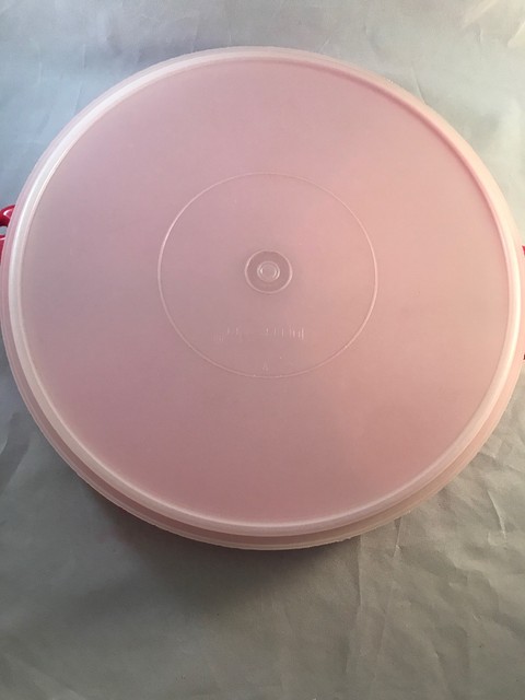 Tupperware Large Red Round Sectional Storage Container Excellent ...