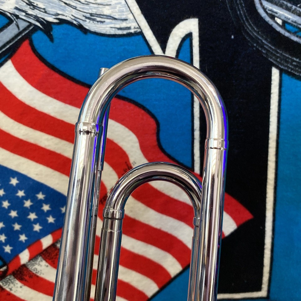Vintage Getzen Deluxe Horn Bugle antique Chrome Very Clean!! | eBay