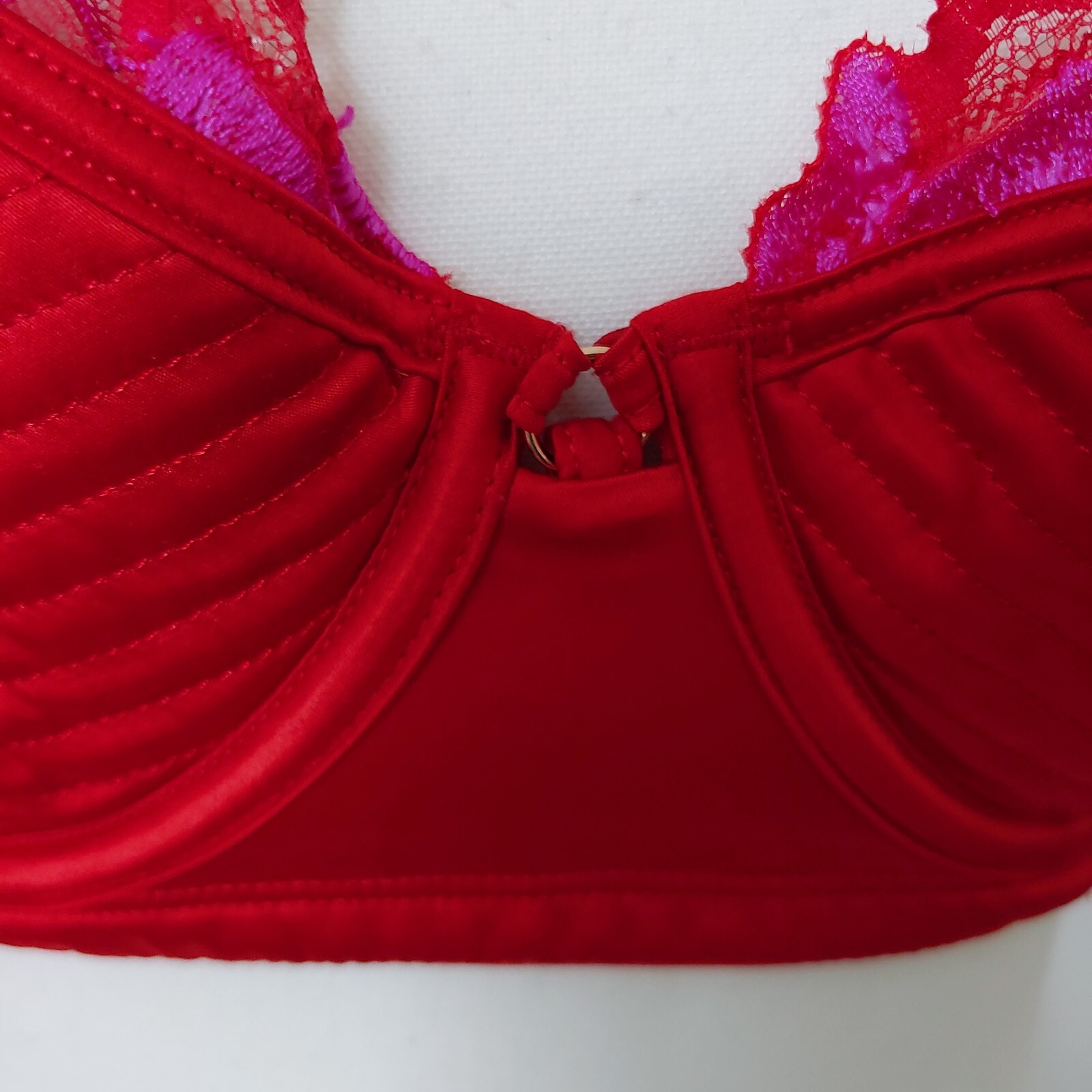 BRAS N THINGS Bra Size 10E Red Padded Cup Underwire Red Lace 3 Hooks ...