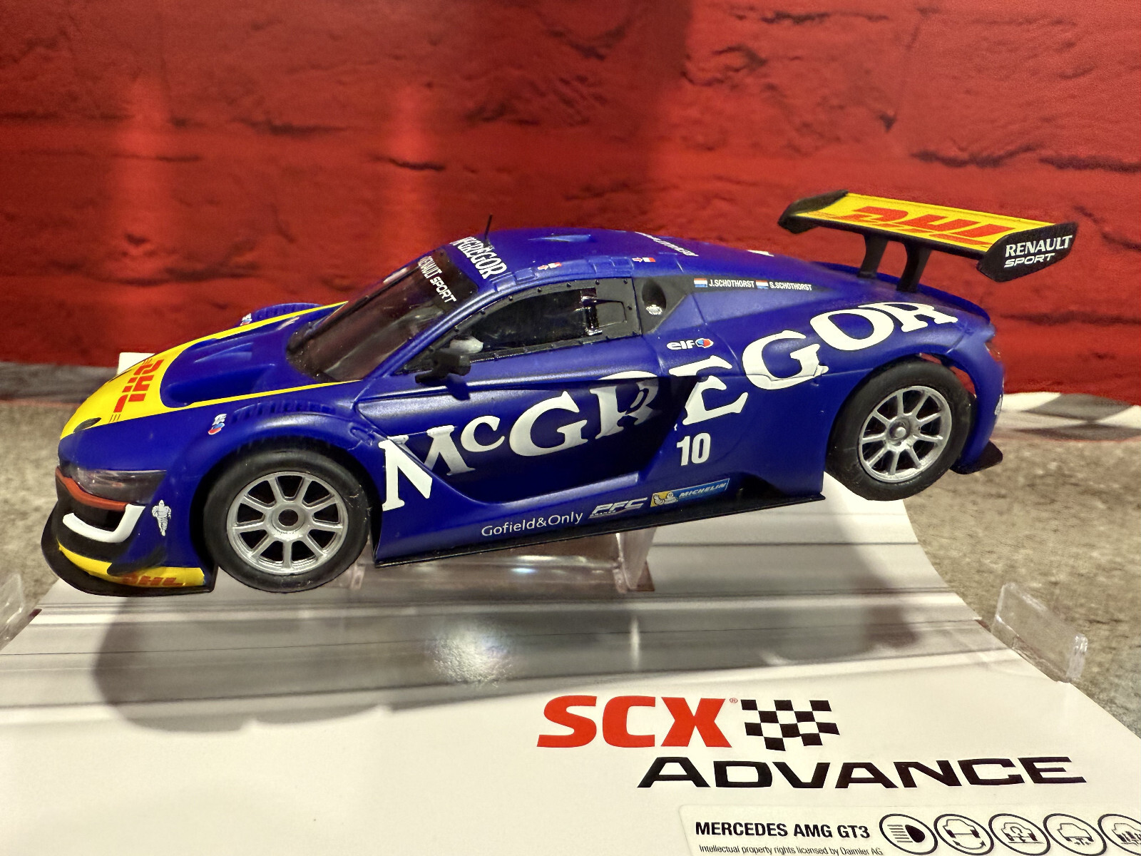 SCX 1/32 Scale ADVANCE 2.0 Renault RS01 with lights - New | eBay