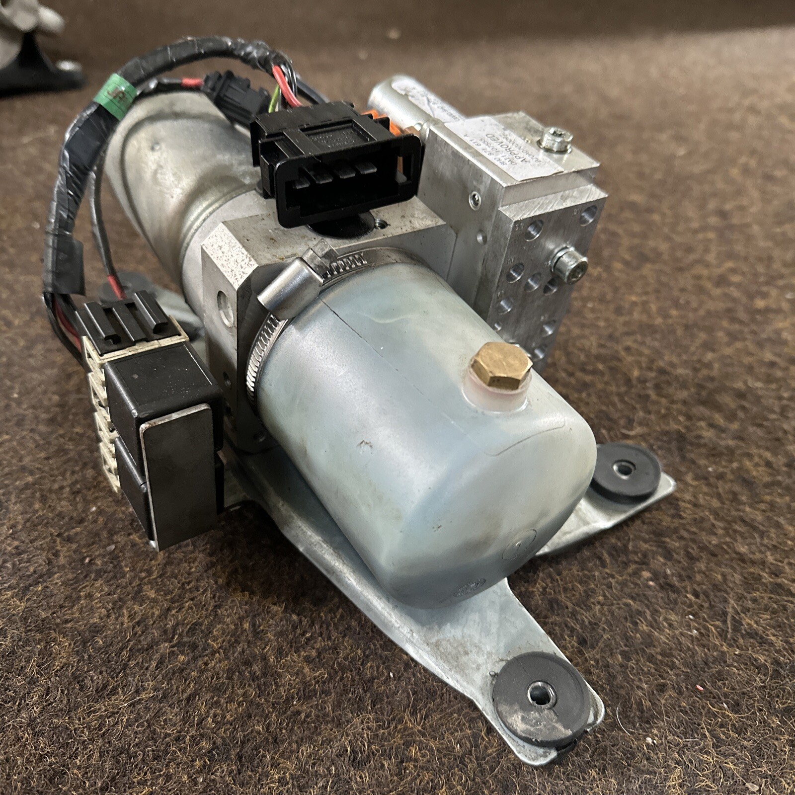 Audi A4 B6 B7 Cabriolet Roof Hood Motor Hydraulic Pump 8H0871611A ...