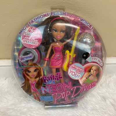 NIB Bratz Neon Pop Divas Yasmin Doll Figure 2008 Collectible Collector ...