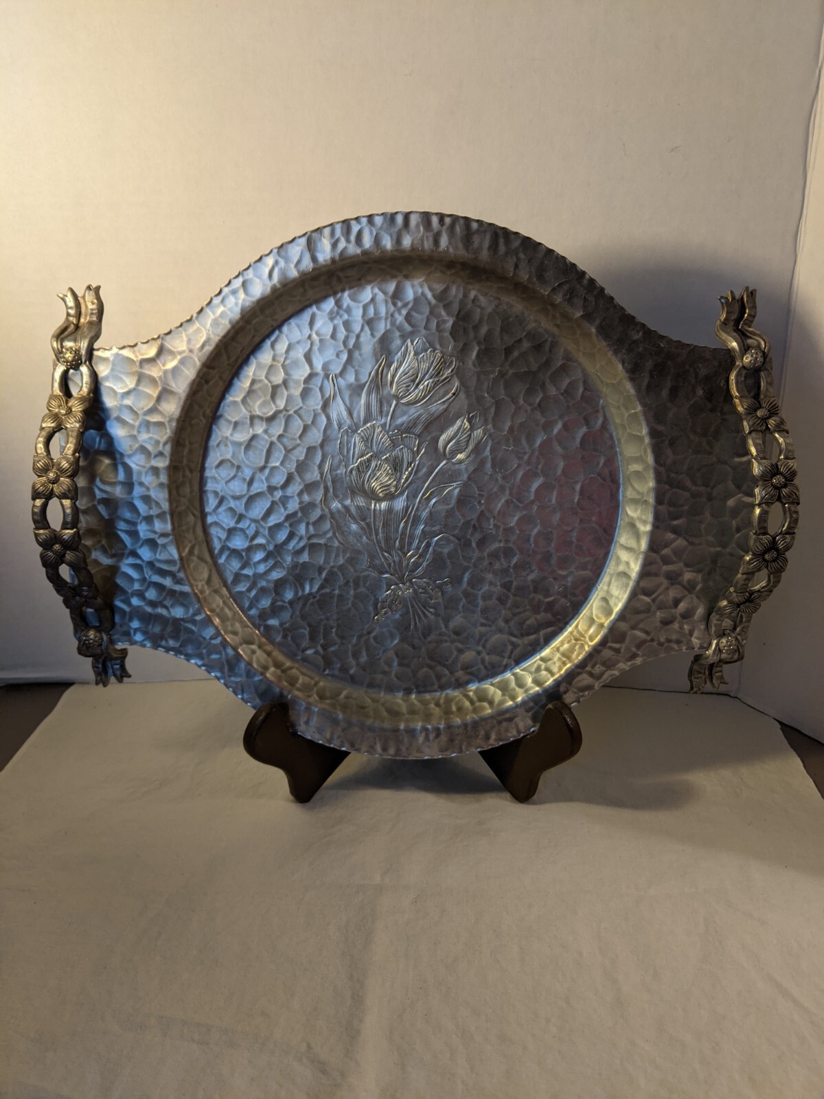 Hand Wrought Creations by Rodney Kent Round Pyrex Carrier Tray Handled ...