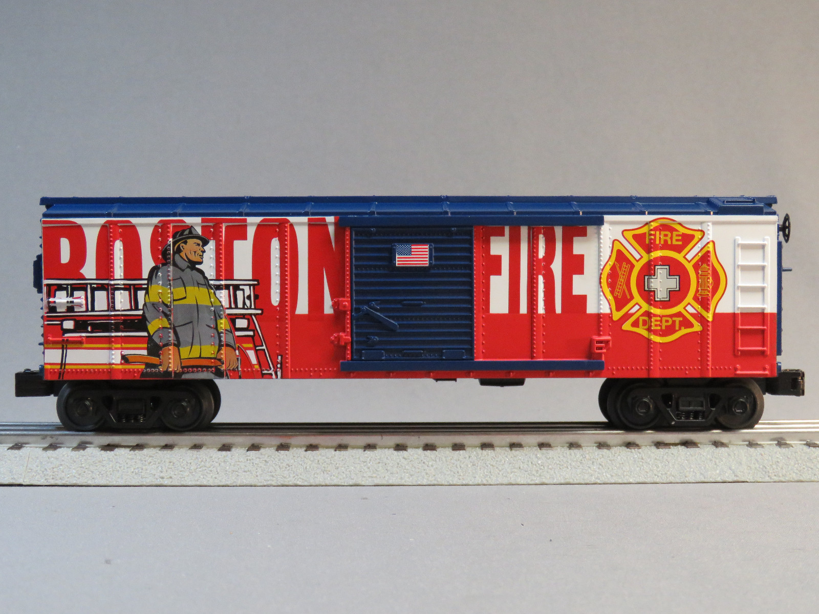 MTH RAIL KING BOSTON FIRE DEPARTMENT BOXCAR O GAUGE train car 30-74909 ...