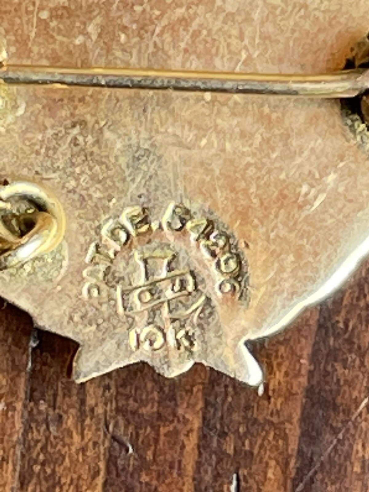 Vintage 10K Yellow Gold American Legion Auxiliary Past President Pin ...