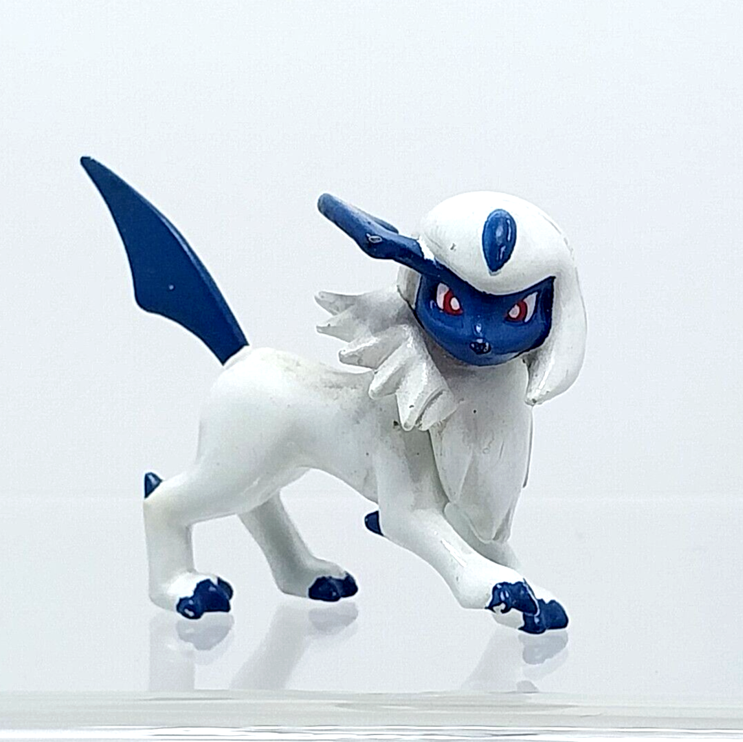 Absol Pokemon Figure