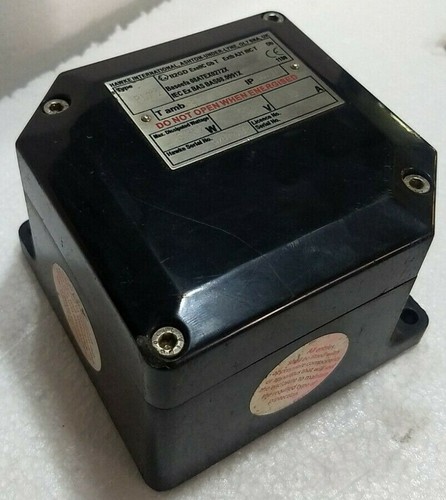 Hawke international PL712 glass reinforced junction box 16a 550v temp ...