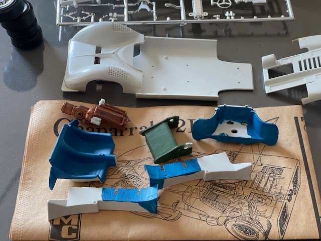 Vintage IMC Chaparral 2E Race Car Plastic Model Kit 1/25 Scale Seems ...