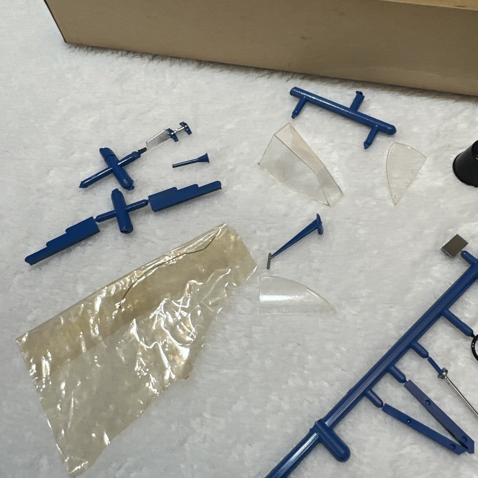 Merit Plastic Model Kit Donald Campbell's Bluebird K7 Jet Boat Complete ...