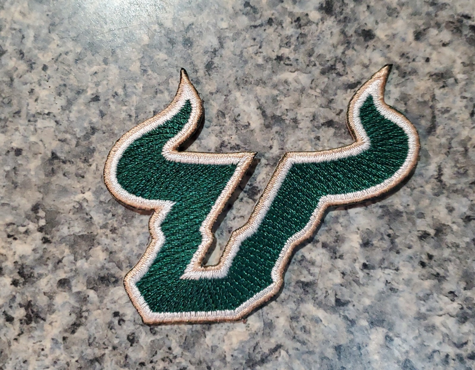 USF South Florida Bulls Vintage Style Patch. Embroidered. Iron On.3"x2 ...