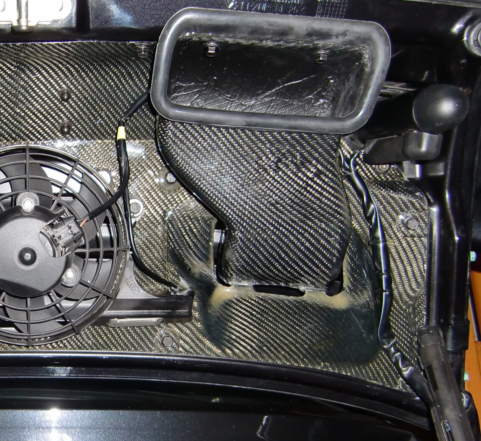 Carbon intake duct suitable for Porsche 996 turbo right side, air ...