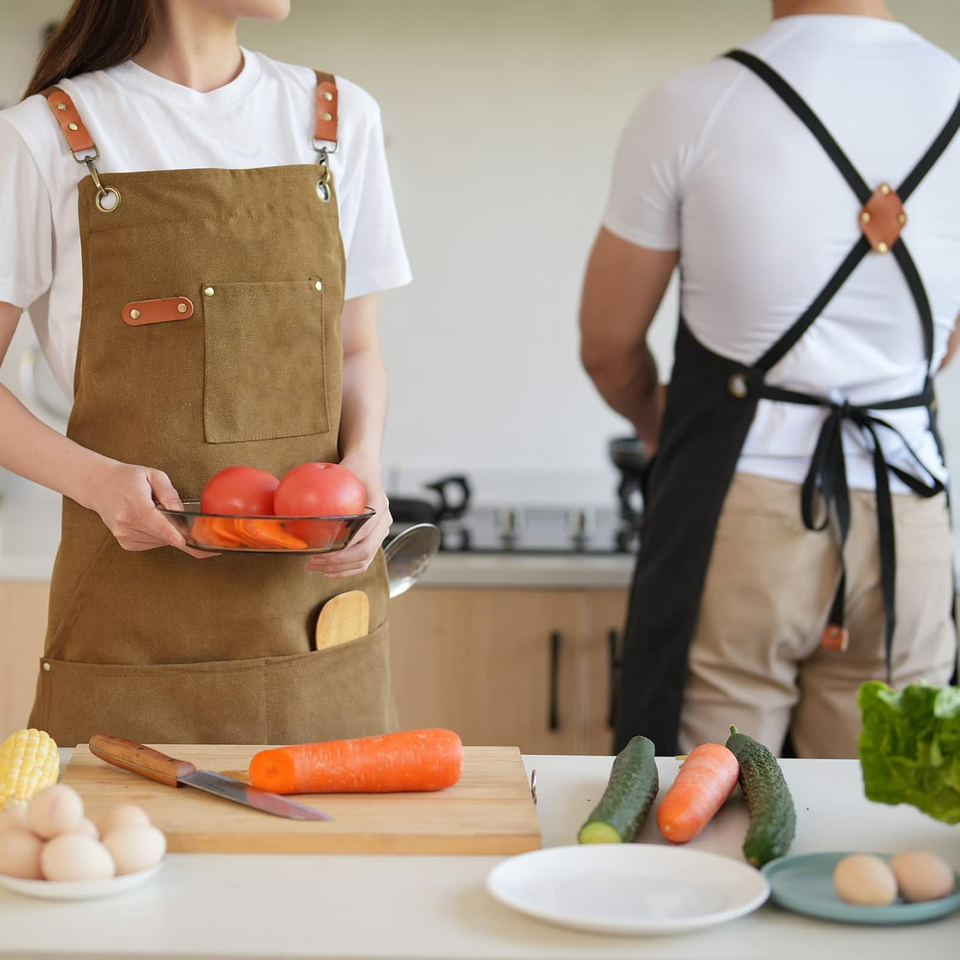 Aoomzoon Canvas Aprons for Men Chef Apron, Work Apron with Large ...