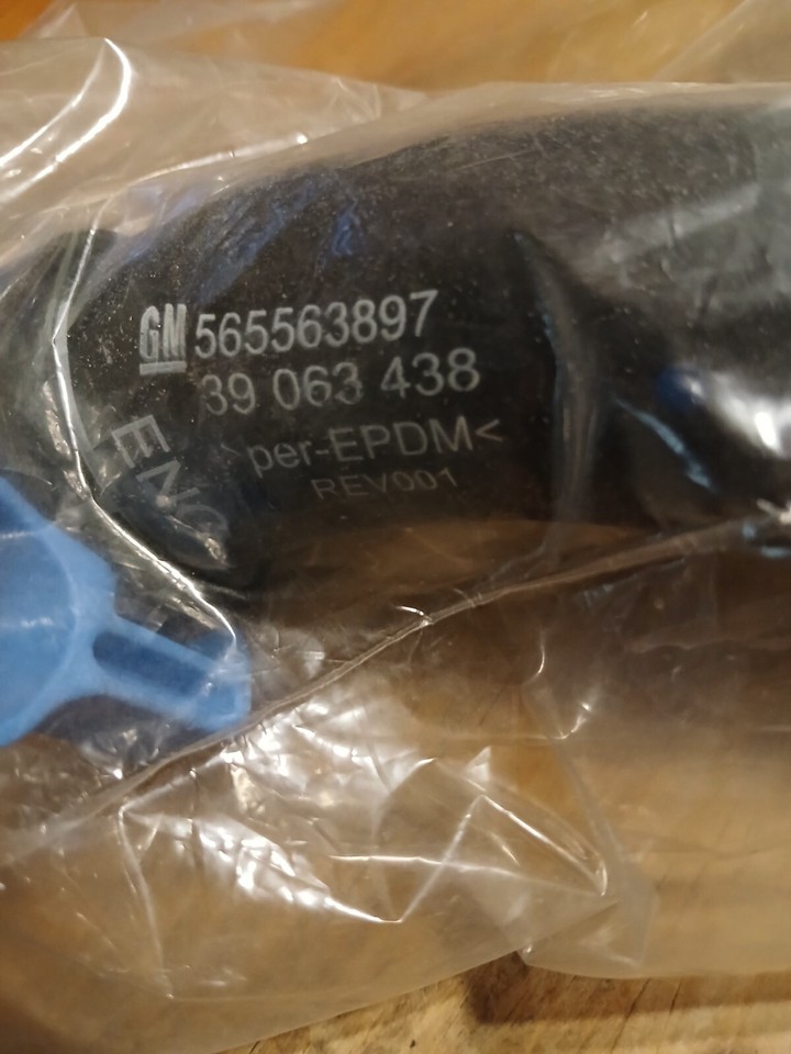 39063438 Genuine GM Upper Radiator Hose | eBay