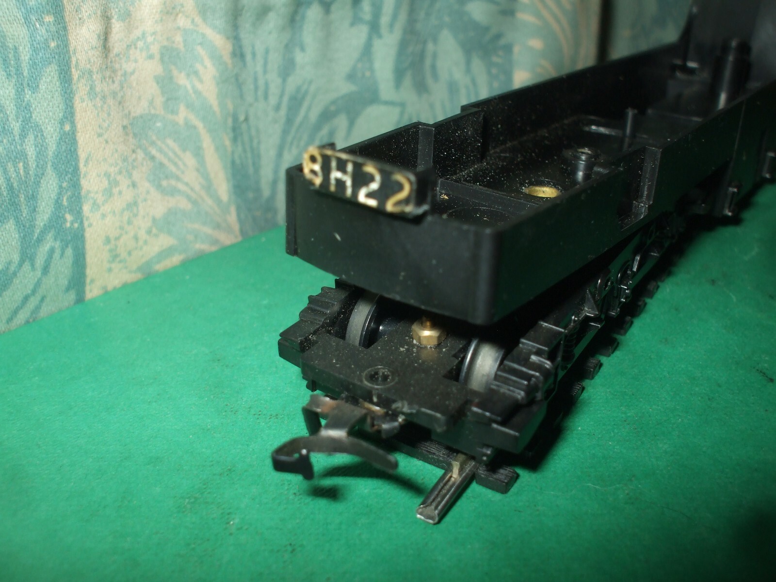 TRIANG HORNBY CLASS 37 LOCO CHASSIS ONLY - No.4 | eBay
