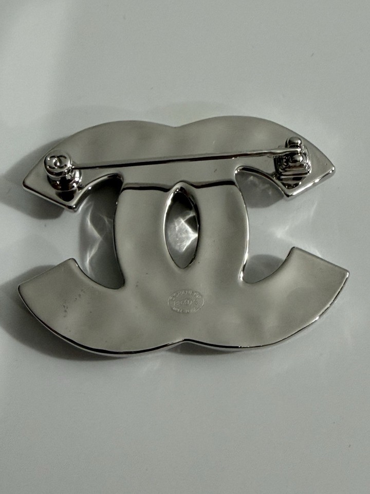Chanel Brooch Classic Logo Pin White Silver Stampd PRELOVED EXCELLENT ...