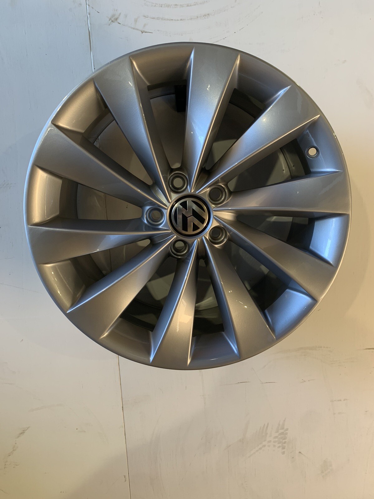 Volkswagen+3C8601025D+18+inches+Silver+Alloy+Wheel for sale online | eBay