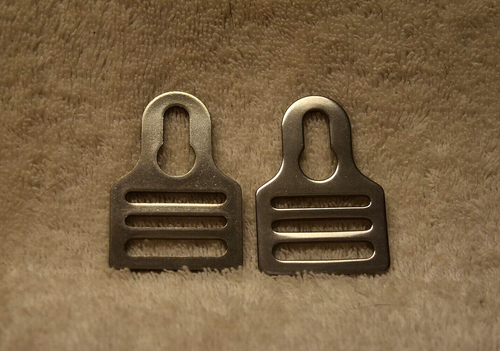 ONE PAIR Football Shoulder Pad Keyhole Slides Clips For 1" Straps - NEW ...