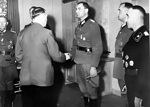 WW2 VOLKSGRENADIER GENERAL TOLSDORFF KNIGHTS CROSS OL SWDS.DIAMONDS ...