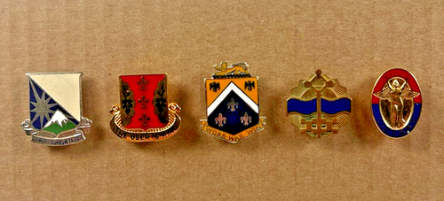 US Army Military DUI DI Badges Unit Insignia Crest Pins Armed Forces ...