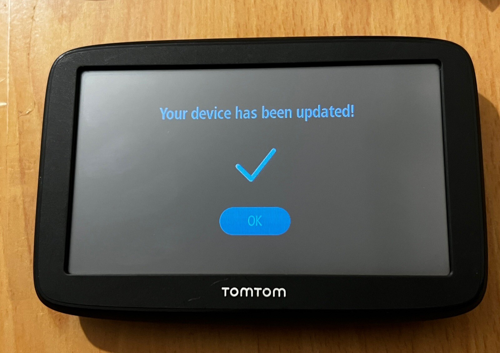 TOMTOM Go Basic 5” Smart WiFi GPS Sat Nav UK & Full EUROPE Lifetime ...