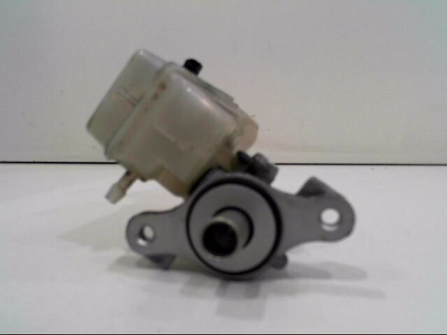 🇫🇷 MAITRE CYLINDRE DACIA SANDERO ♻️ 460111938R | eBay