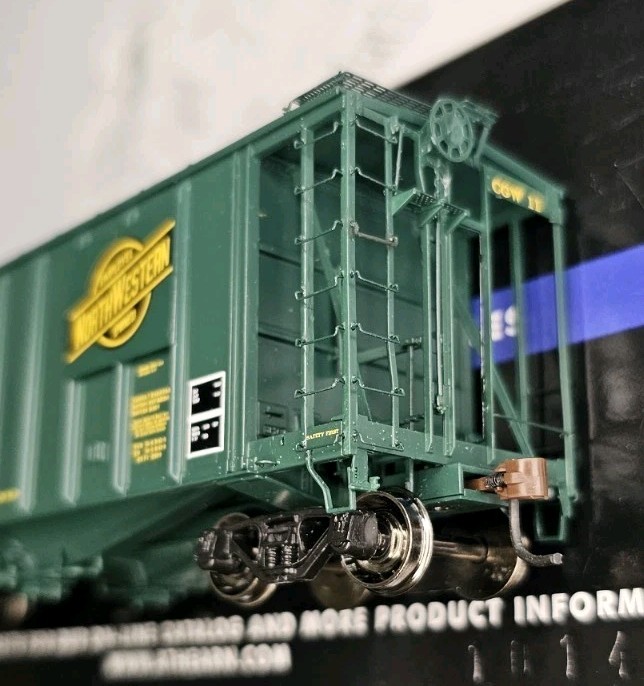 99411 Athearn Chicago Great Western 2600 Airslide Covered Hopper | eBay