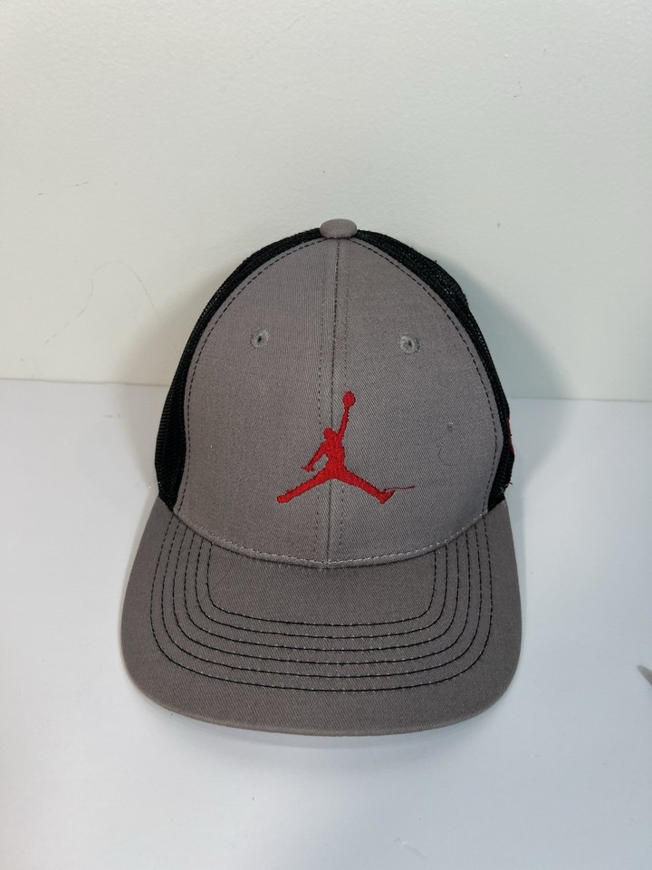 AJMPro Round Grey & Black Mesh SnapBack Cap Red Jump man Logo ...