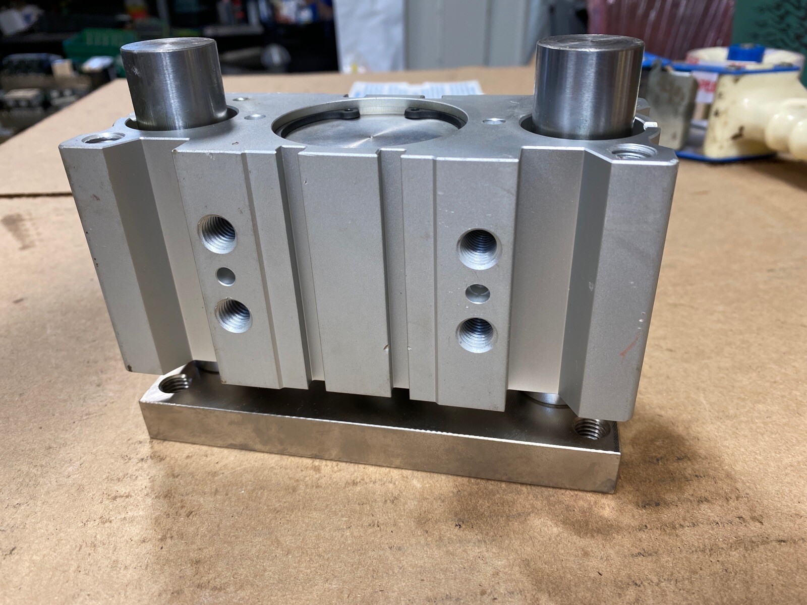 CKD Stgm-2520 Pneumatic Compact Guide Slide Cylinder 25mm Bore 20mm St ...