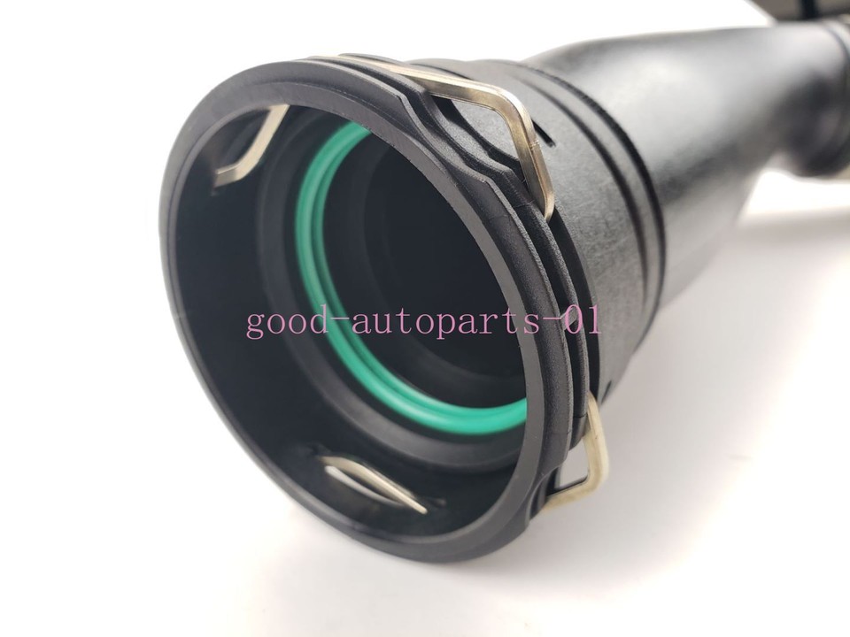13717588283 Engine Air Intake Coolant Pipe For BMW X1 E84 Z4 E89 16i ...