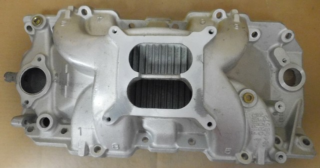 Chevrolet Performance Rectangular Port Dual-plane Intake Manifold ...