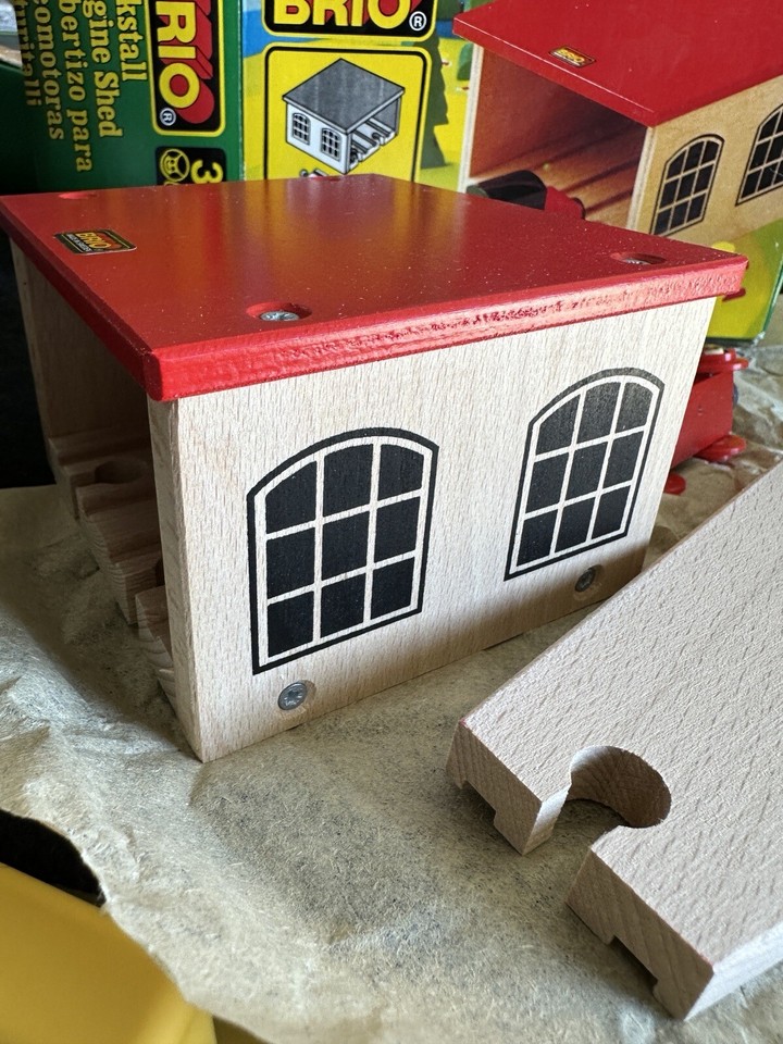 BRIO #33365 Lokstall Engine Shed Depot Wooden Railway From Sweden VTG ...