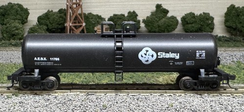 N Scale - Roundhouse 8452 Staley 50' Modern Tank Car AESX11786 N13070 ...